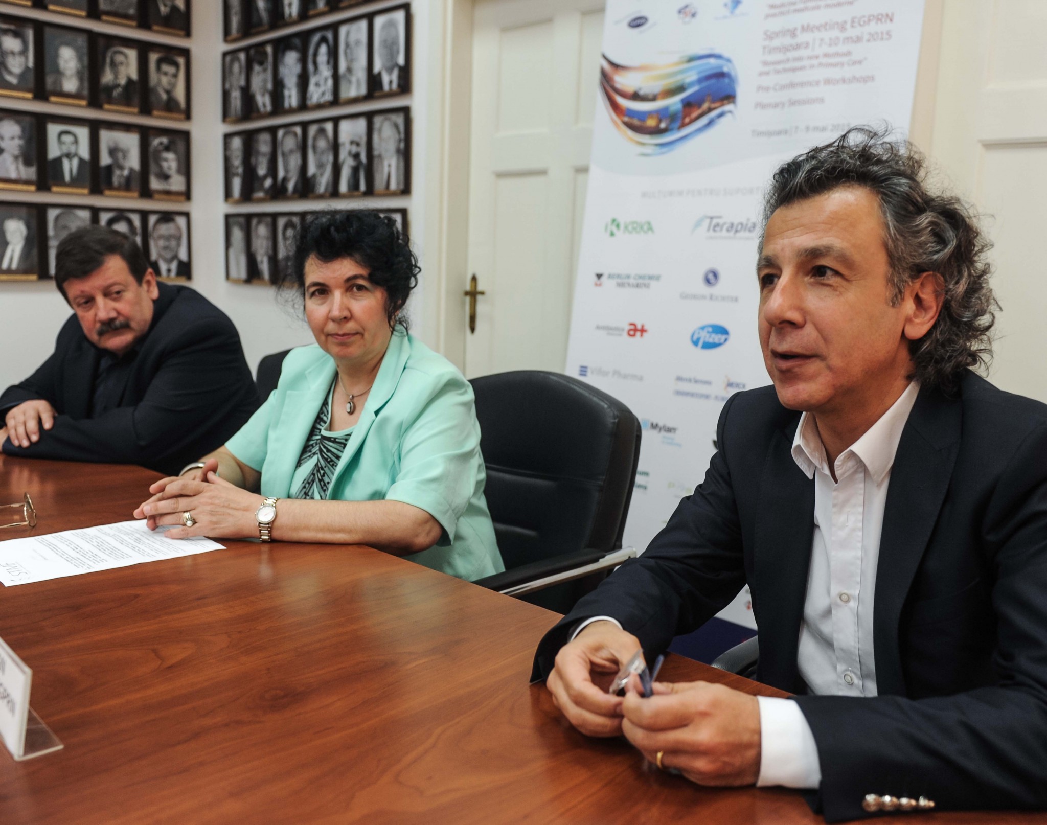 Fulger Lazar(st) presedinte CMR Timis, Claudia Iftode Presedinte STMF ...